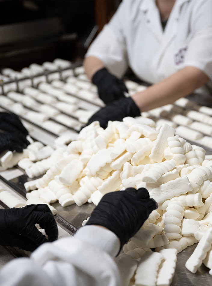 Marshmallow Twists - Joyva